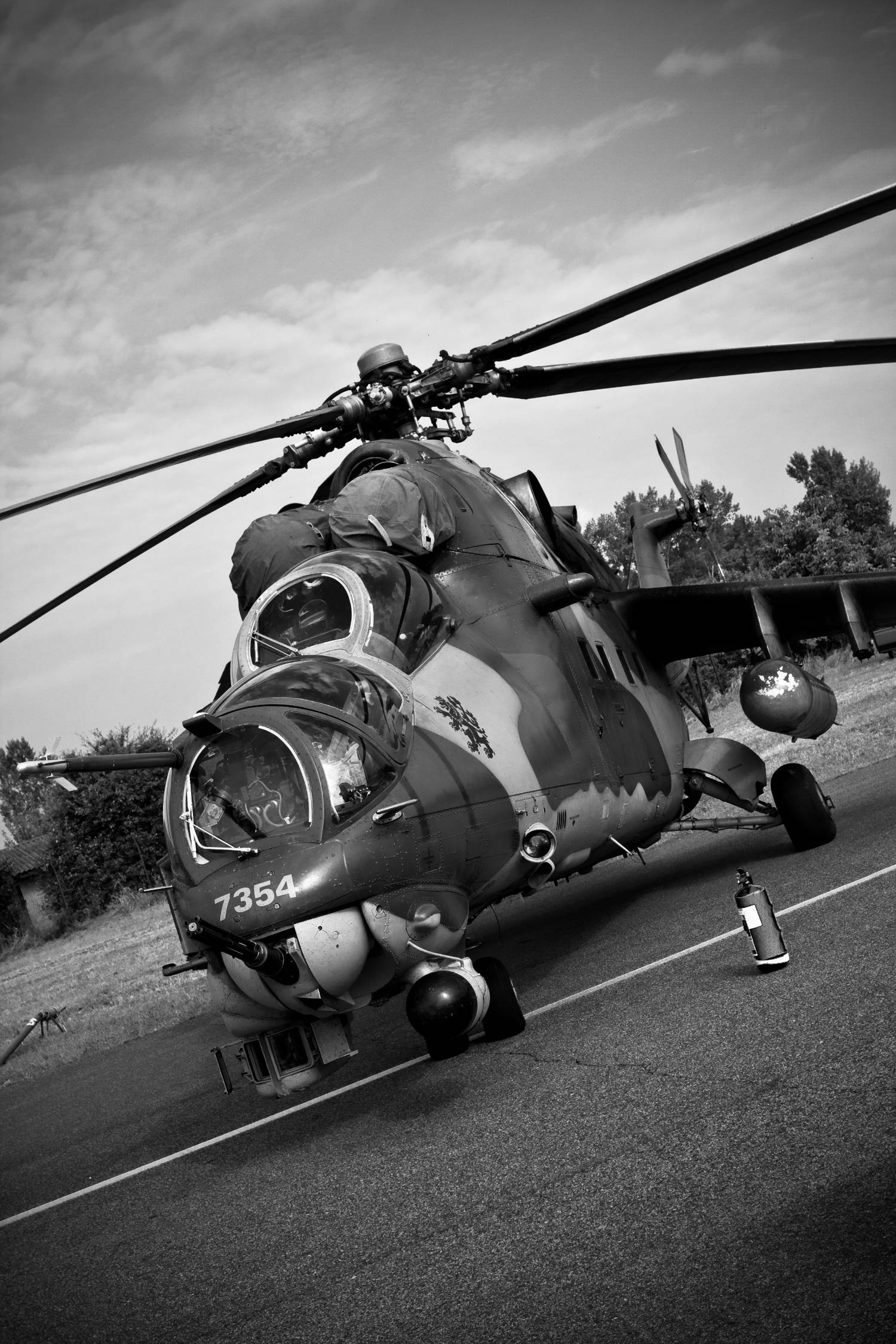 Stiglo 11 borbenih helikoptera sa Kipra, Vučić najavio dalja ulaganja u sistem odbrane - Naslovi.net