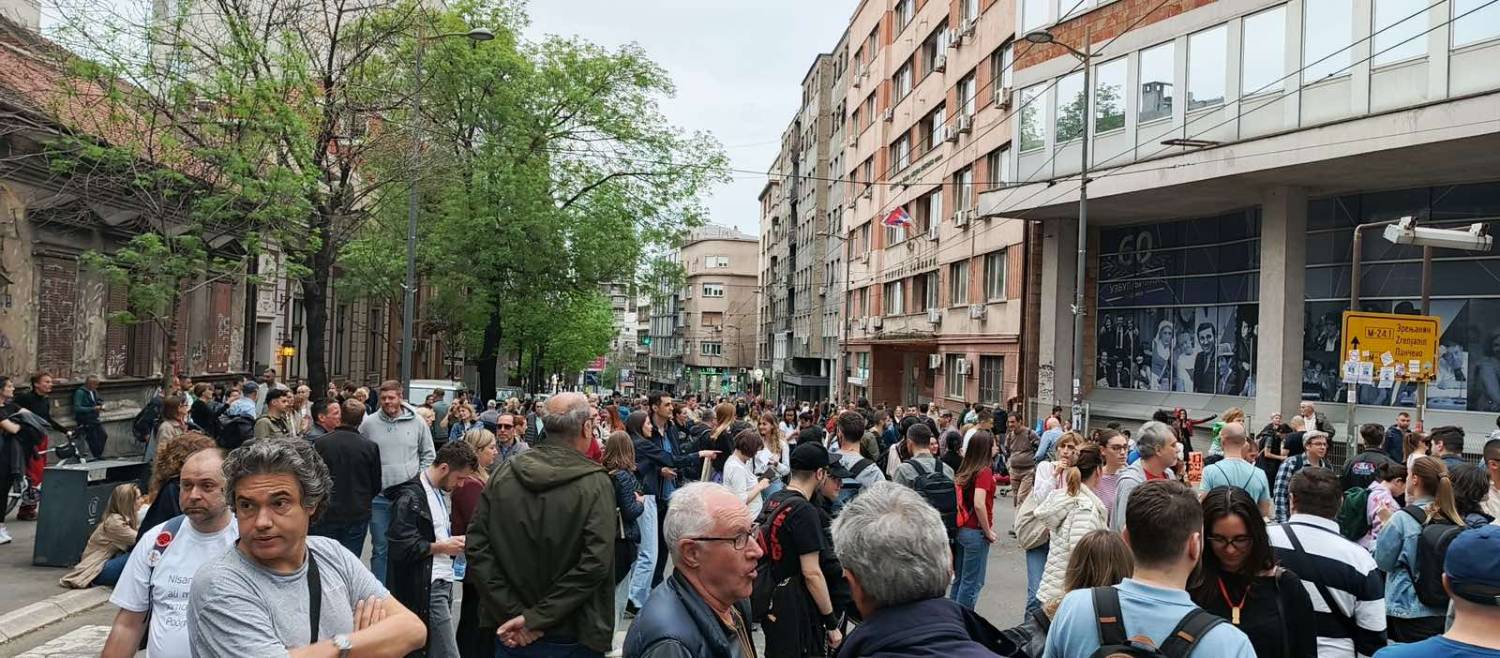 Beograd: Studentska blokada RTS-a ušla u 73. sat - Naslovi.net
