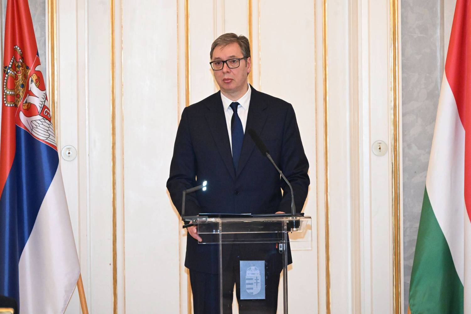 Vučić o paljenju lutke u Hrvatskoj: Ponosan sam i beskrajno im hvala na ...