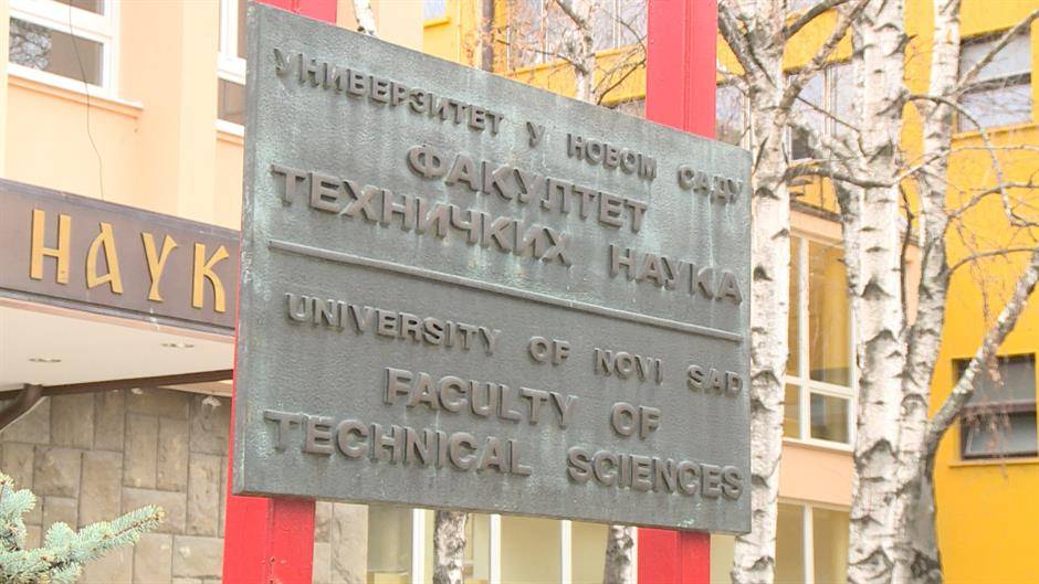Zgrada Fakulteta tehničkih nauka u Novom Sadu evakuisana zbog anonimne dojave o bombi - Naslovi.net