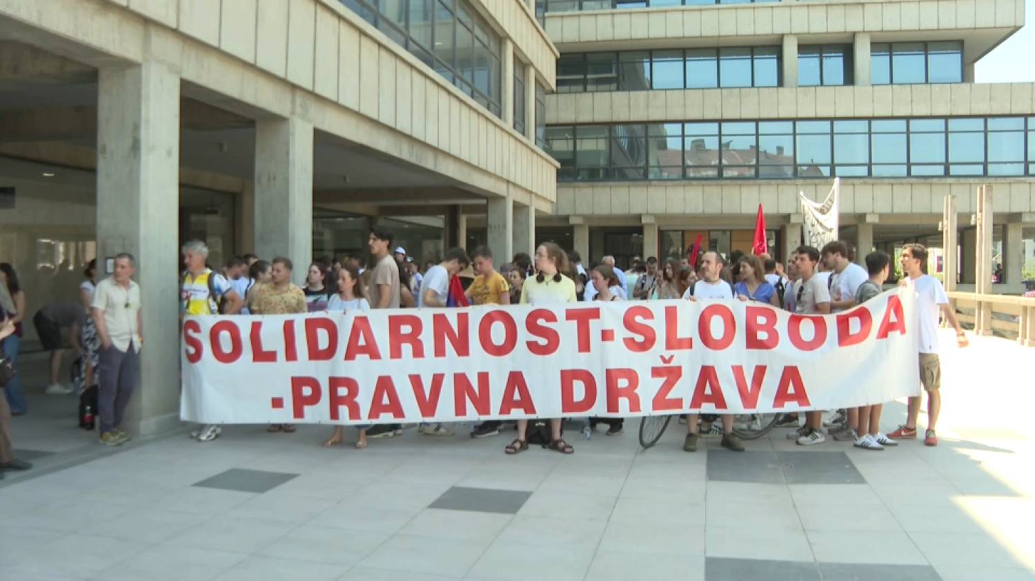 Studenti u blokadi: Apelacioni sud ukinuo pritvor studentu iz Niša i studentu iz Kragujevca ...