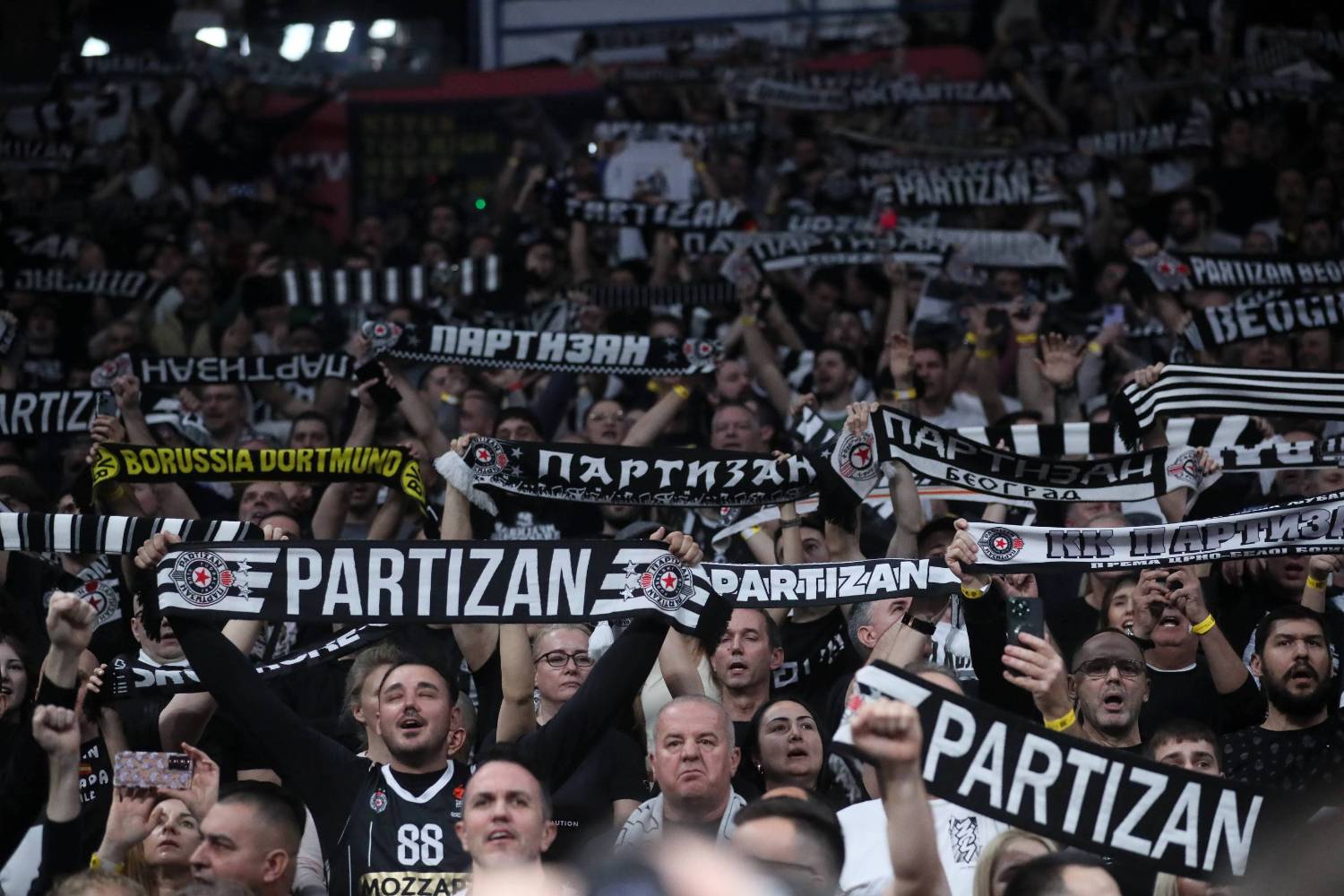 Partizan caruje Kneževinom: Crno-beli na domak plej-ofa - Naslovi.net